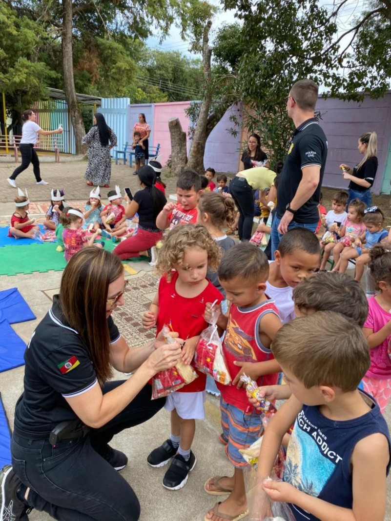 Ação solidária de Páscoa é realizada em Soledade - Polícia Civil RS