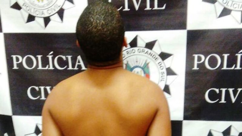 Suspeito De Matar Homem Na Frente Da Família é Preso Em Tapes Polícia